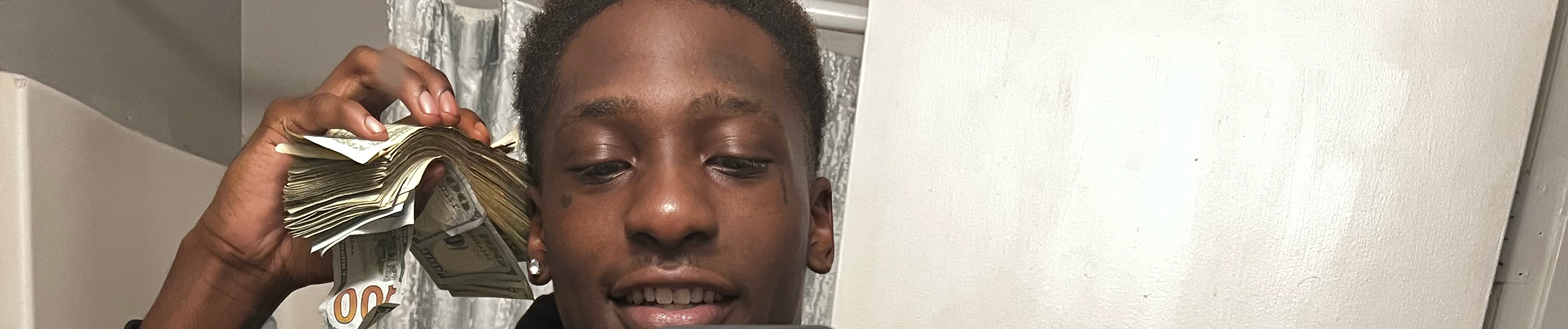 Tracy Epps's Instagram, Twitter & Facebook on IDCrawl